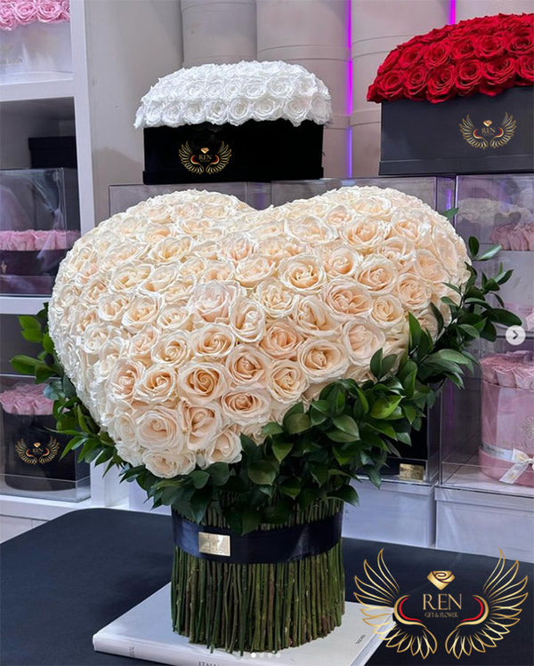 Luxury Rose Arrangement – REN Gift & Flowers LLC